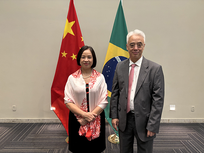 Parabéns, China! – Fernando Machado